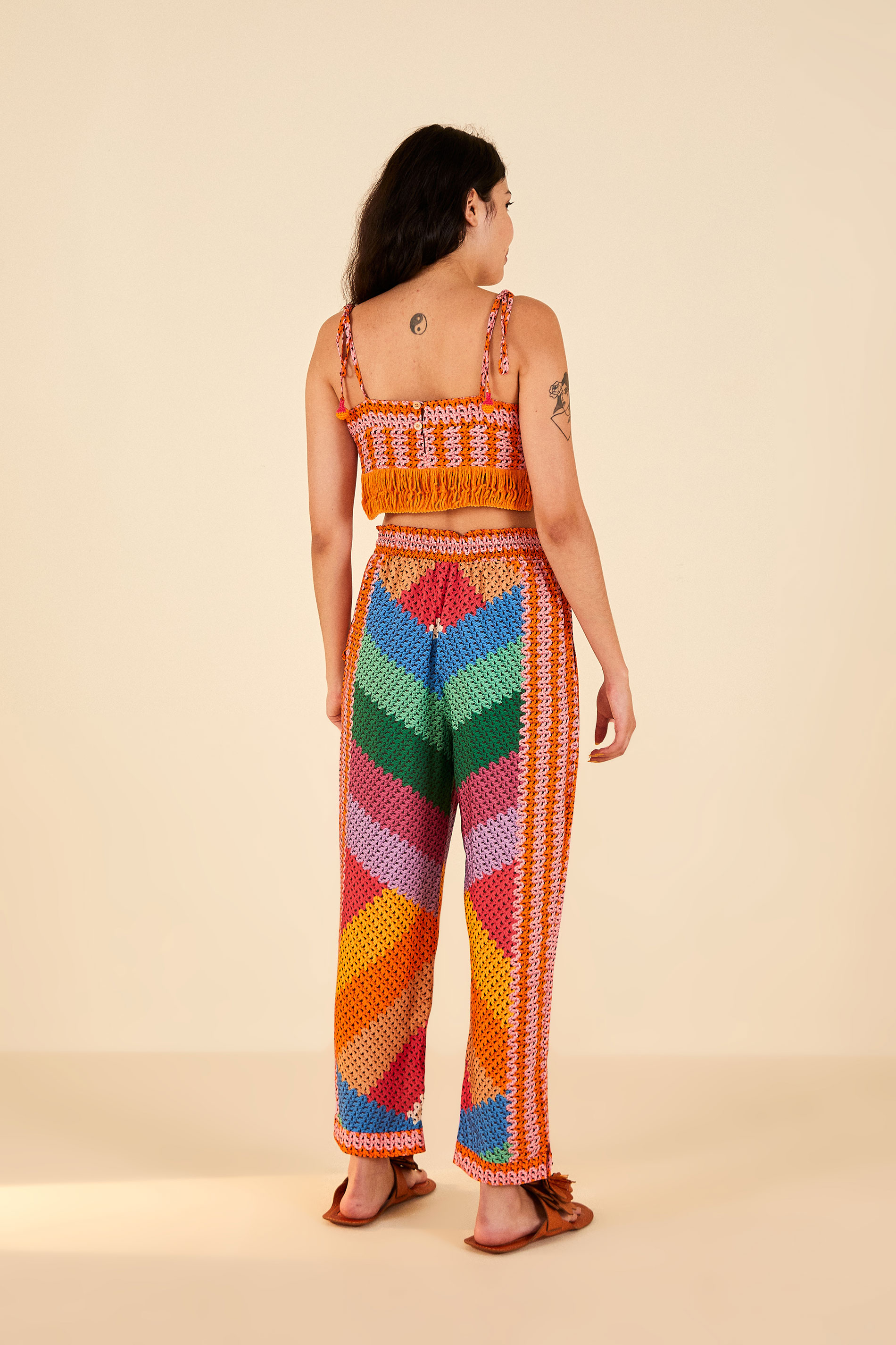 Blusa Cropped Franja Estampada Borda Cor