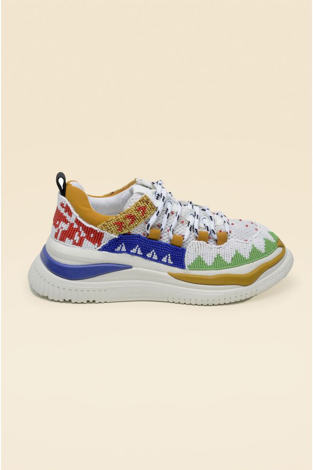 calçados: tênis, chinelos, sandálias e mais | FARM