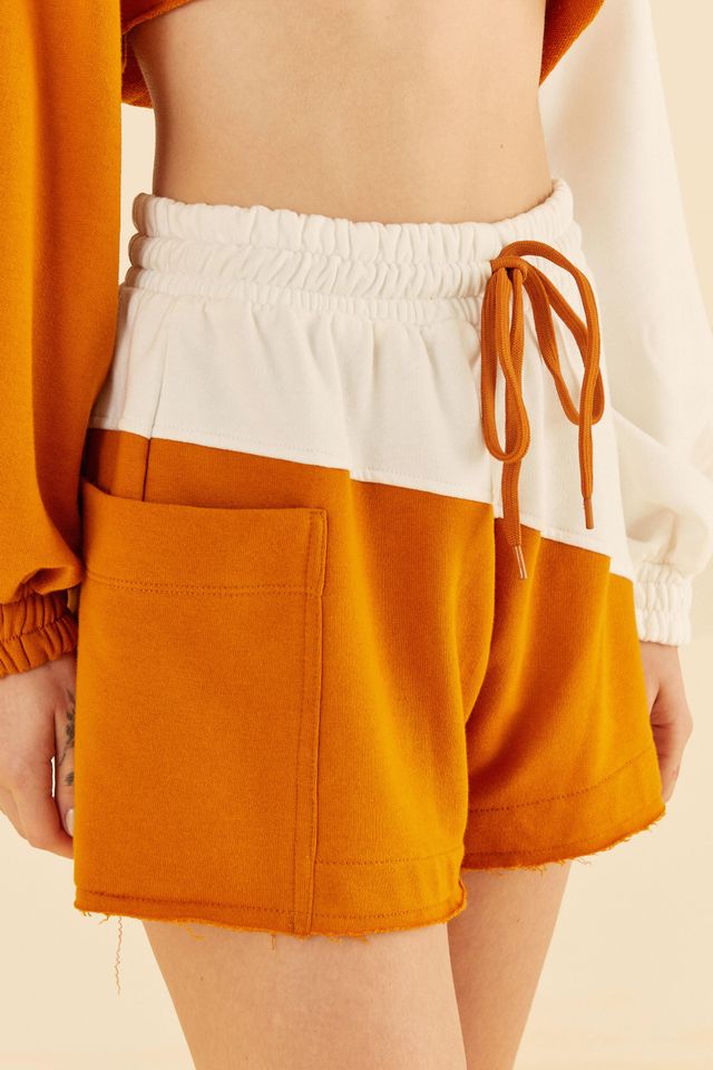 moda feminina: roupas estampadas, lisas e muito mais | FARM