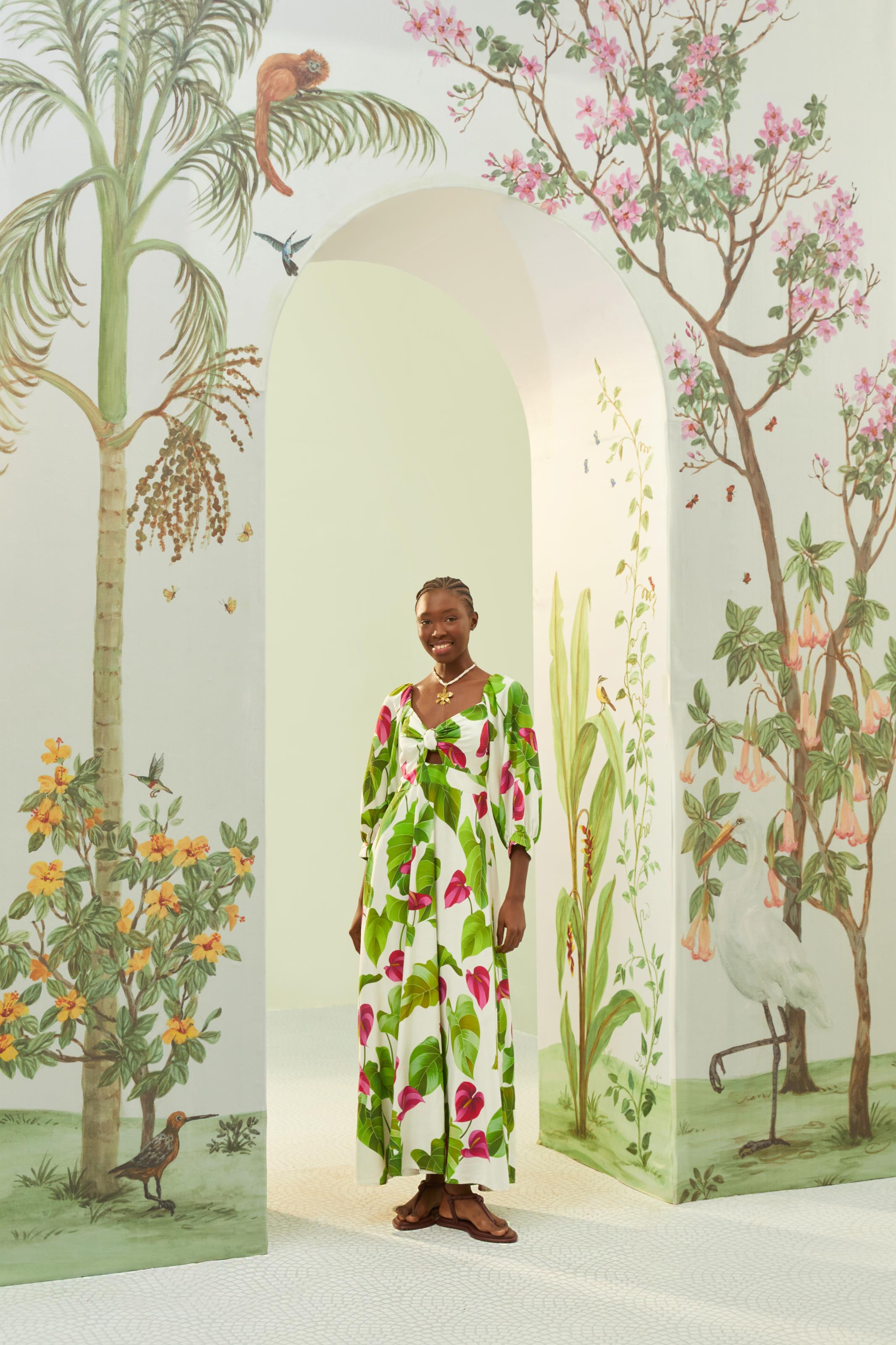 Vestido Longo Estampado Manga Folha De Antúrio