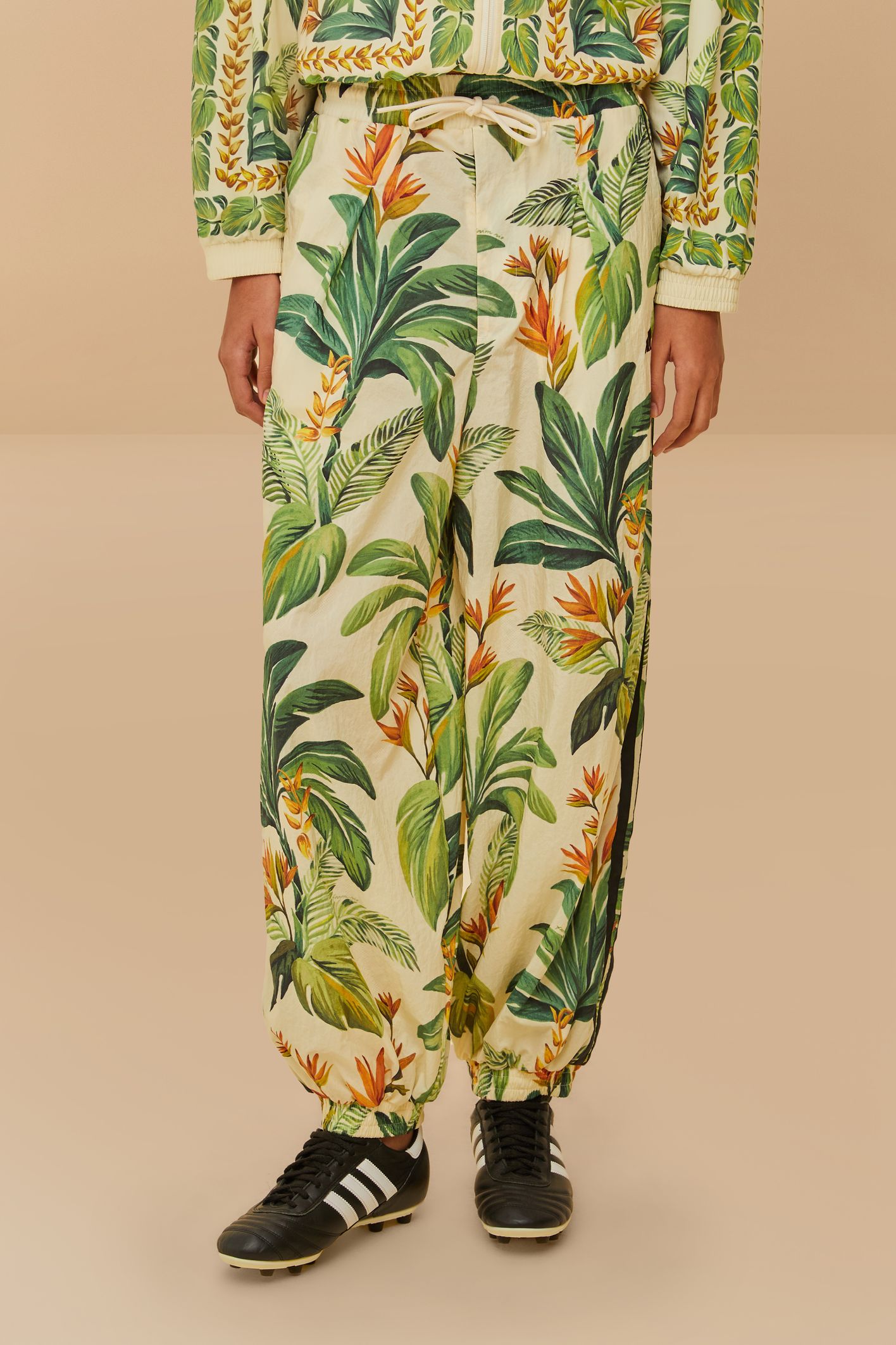 Calça Adidas Stripes Of Paradise